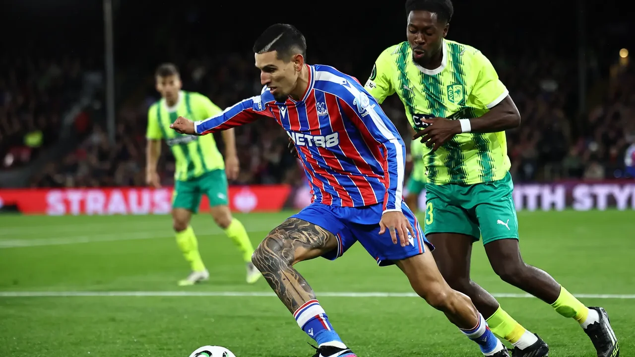 Daniel Muñoz conquistó prestigioso reconocimiento en la Premier League ...