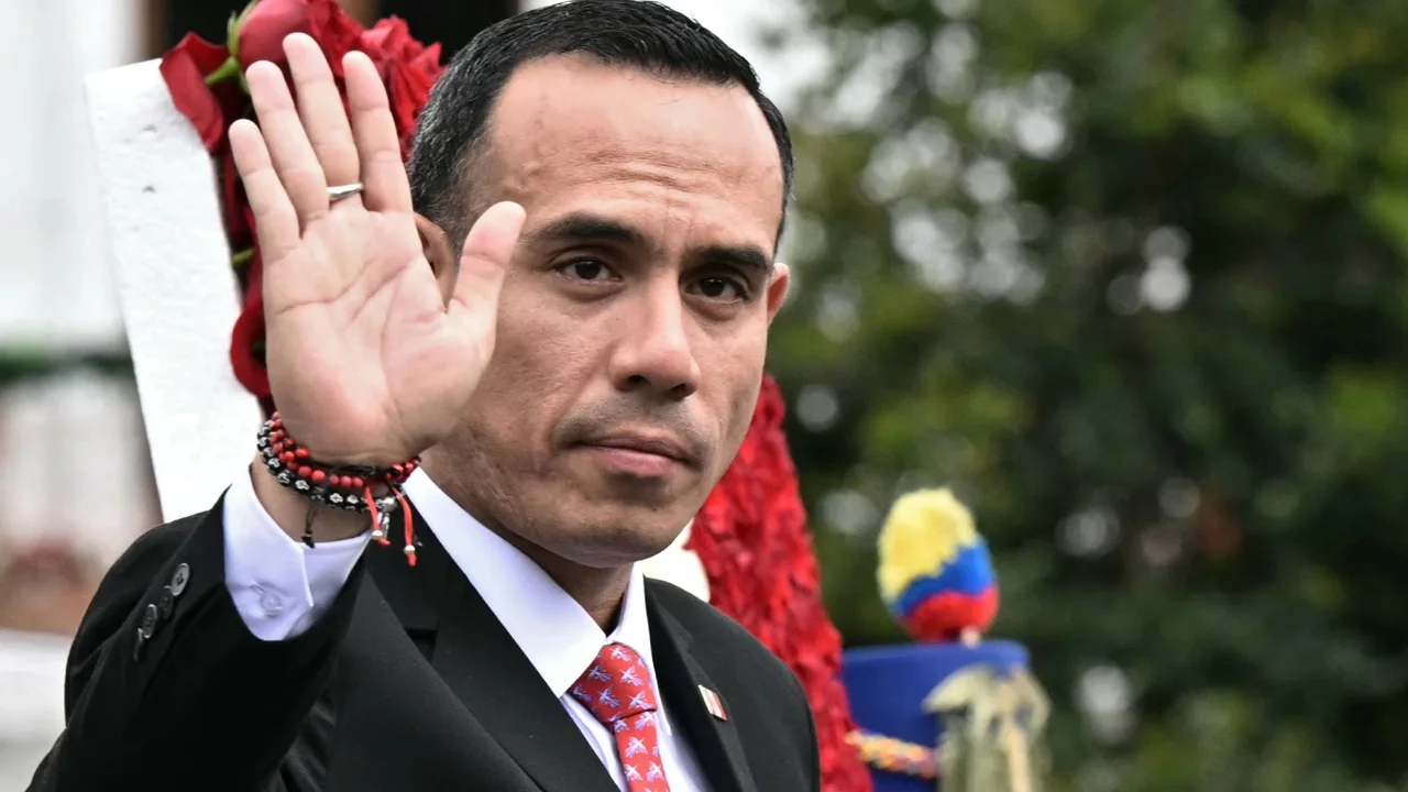 Fiscalía de Perú investiga al presidente José Jerí: estas son las ...