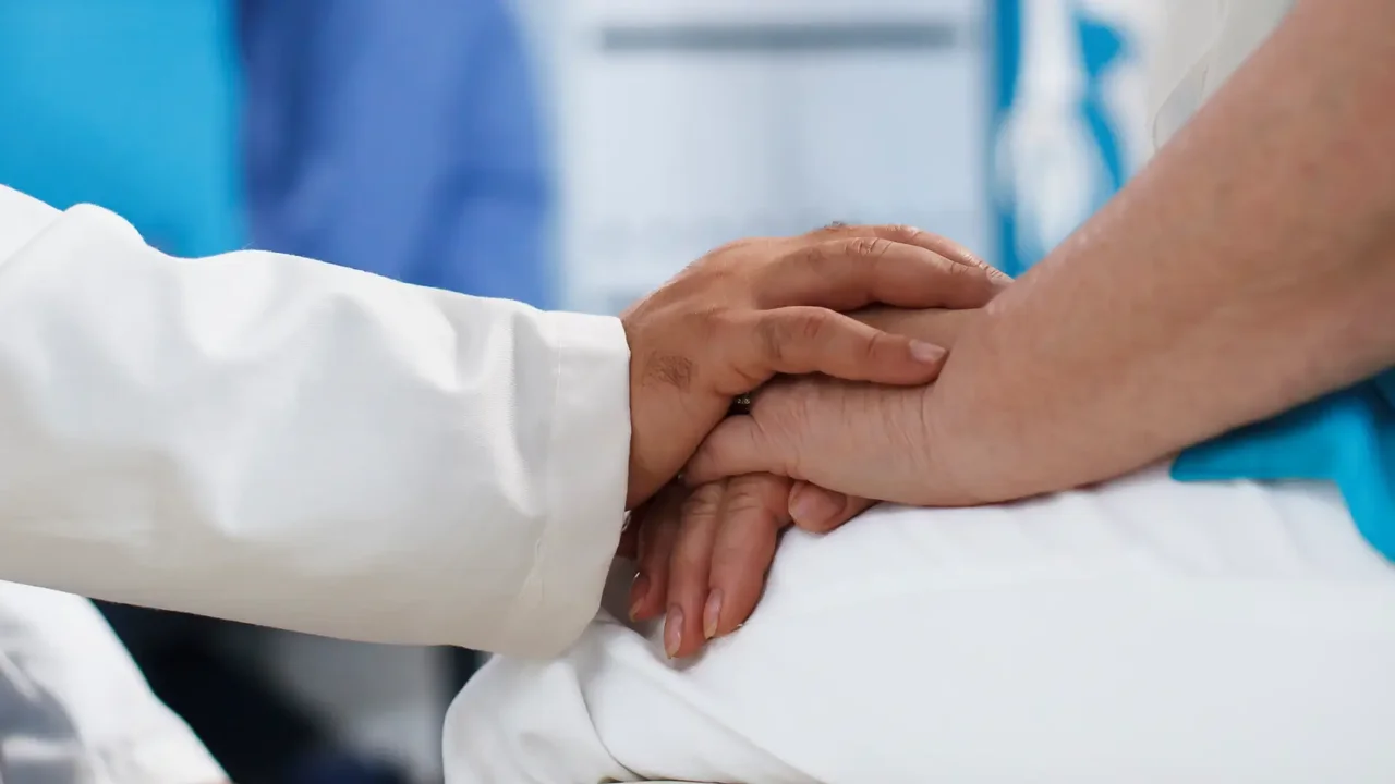 Reconocida presentadora reveló en vivo que le detectaron cáncer: este ...