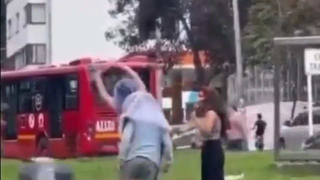 Video: captan a los primeros ‘therian’ en Bogotá y el clip se hizo ...