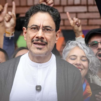Iván Cepeda ejerció su derecho al voto en Bogotá | Noticias RCN